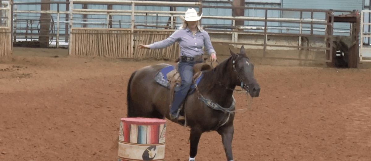 The Fake Barrel: Freeing Up A Horse - Barrel Horse News